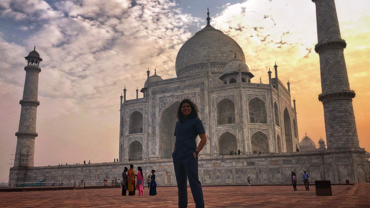 A Greystone College Student's practicum expeirence at ILSC-New Delhi